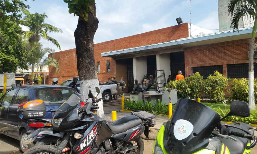 At least 68 dead in fire at Venezuelan police station - BNO News