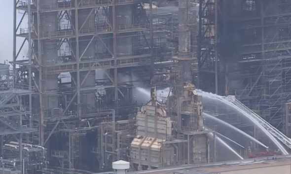 Shelter-in-place lifted after fire at Marathon refinery near Galveston ...