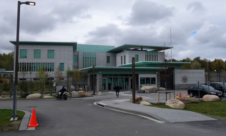 Explosion causes minor damage at U.S. Embassy in Oslo, Norway - BNO News