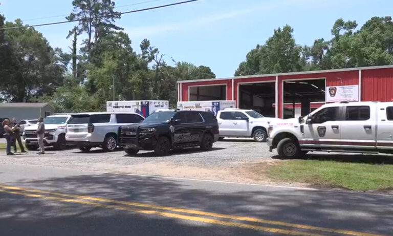 Explosion at Louisiana water plant injures at least 4, causes chemical ...